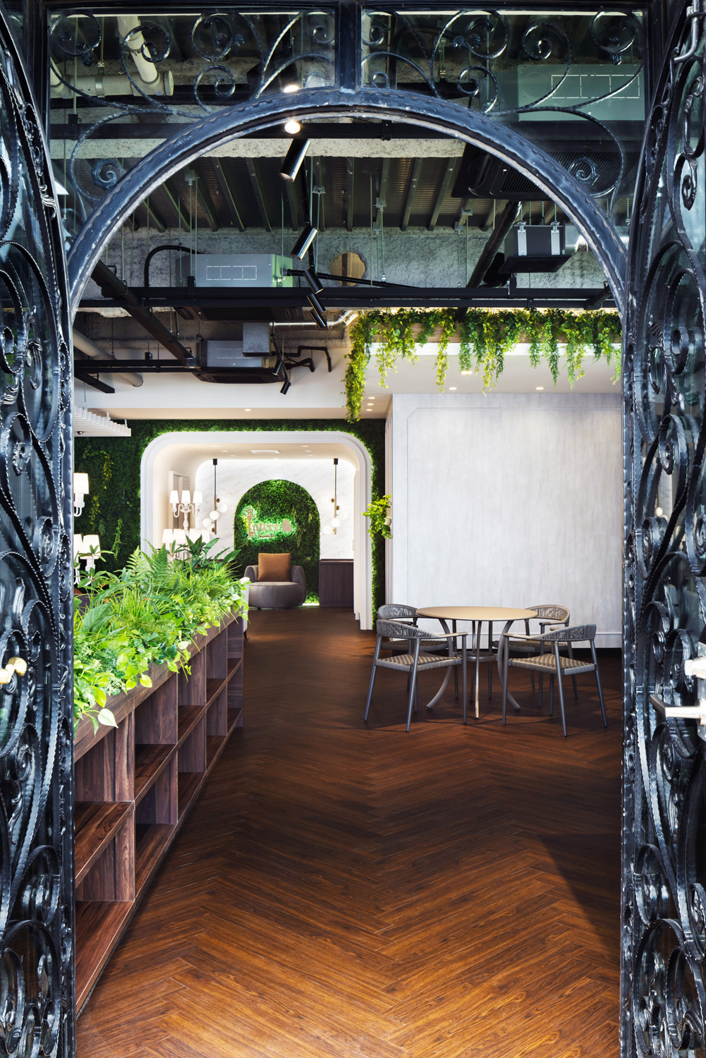 Latere Garden INSPA横浜 / 横浜 ｜ WORKS ｜ DOYLE COLLECTION